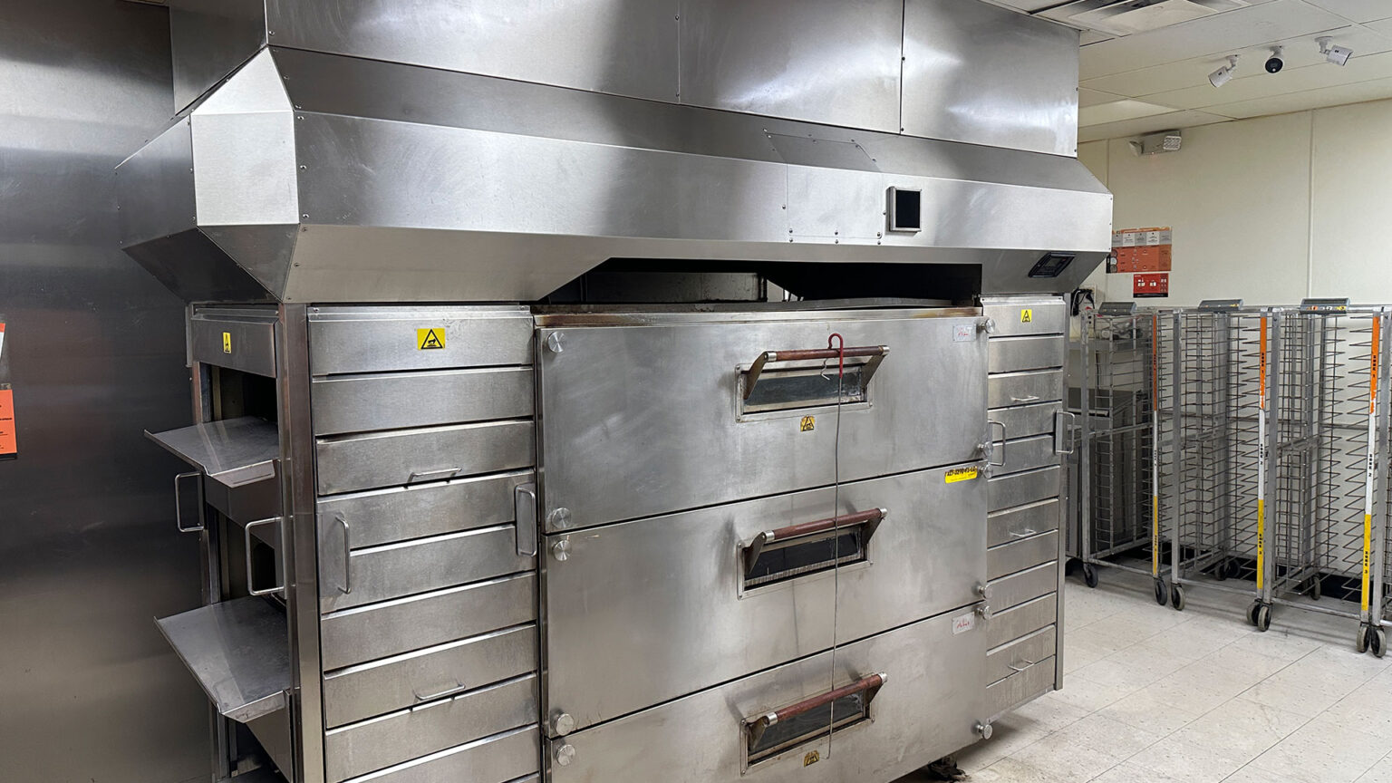 How much does it cost to have your oven professionally cleaned?